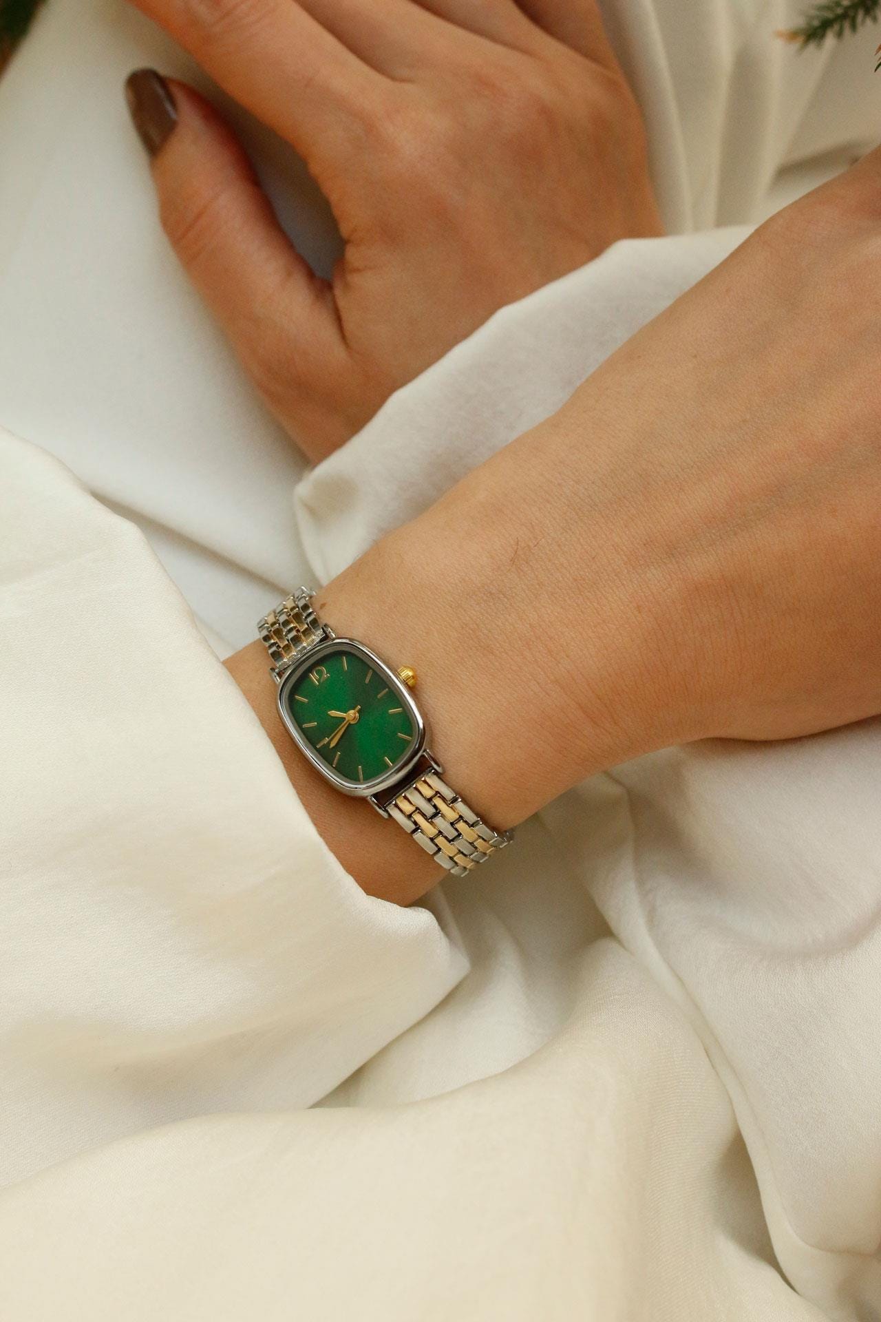 Elegant Gold & Silver Women’s Metal Wristwatch, Vintage Minimalist ...