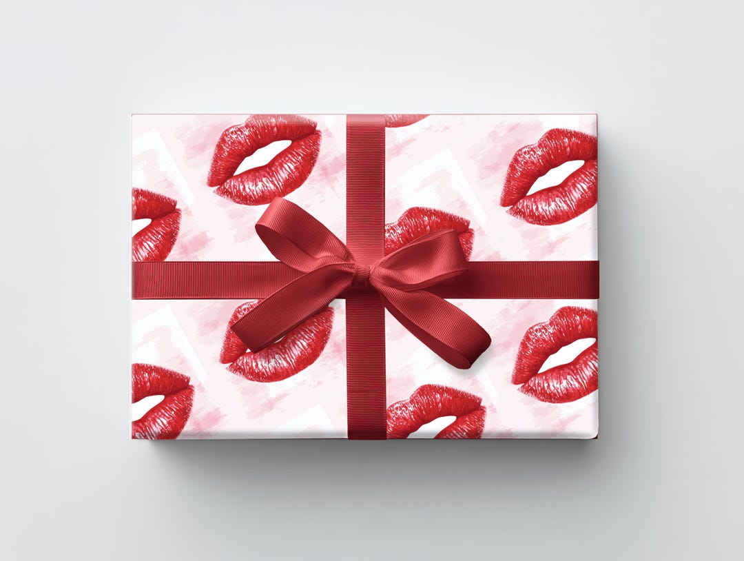 Red Kiss Gift Wrap - Romantic Wrapping Paper for Valentine’s ...