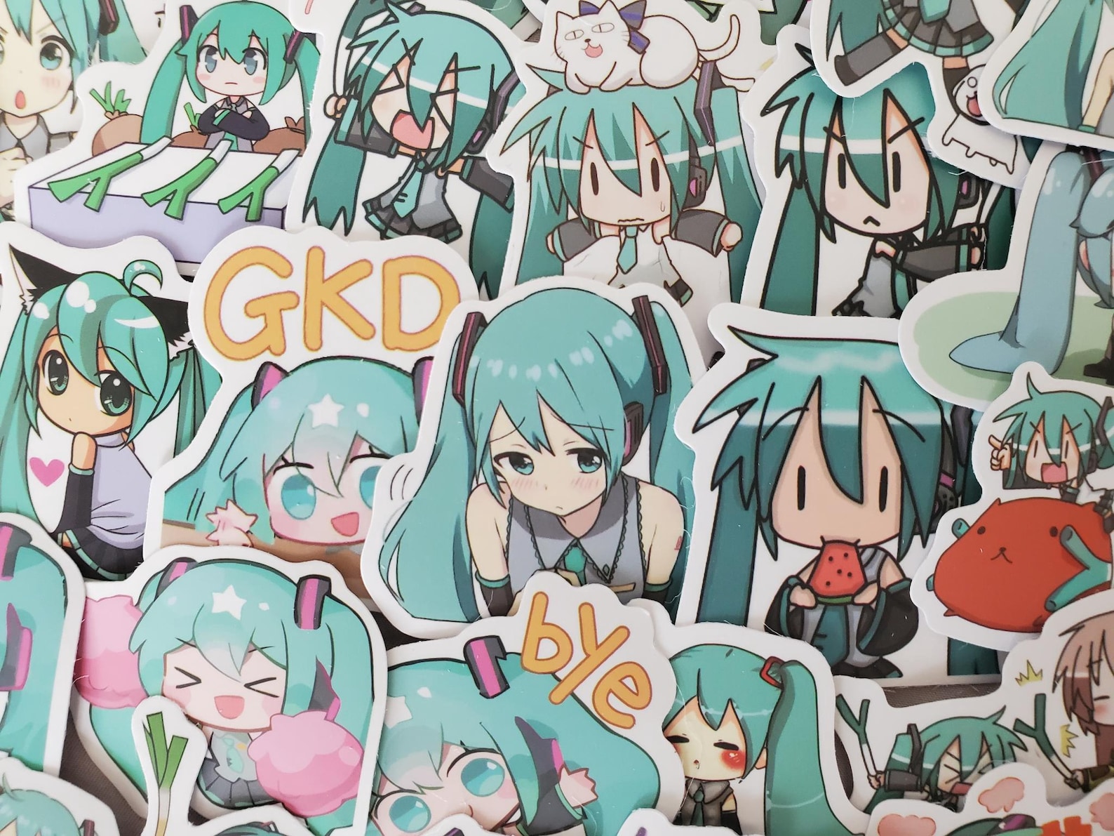 Hatsune Miku Anime Stickers - Set of 50 Stickers - Vinyl & Waterproof ...