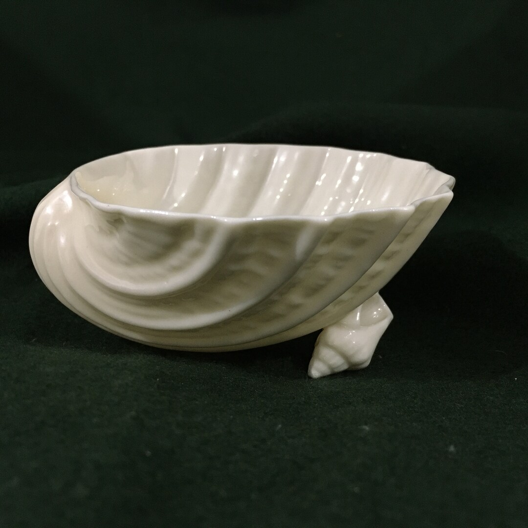 Belleek Neptune Shell Salt Cellar Trinket Candy Nut Dish 7th Mark 1980 ...