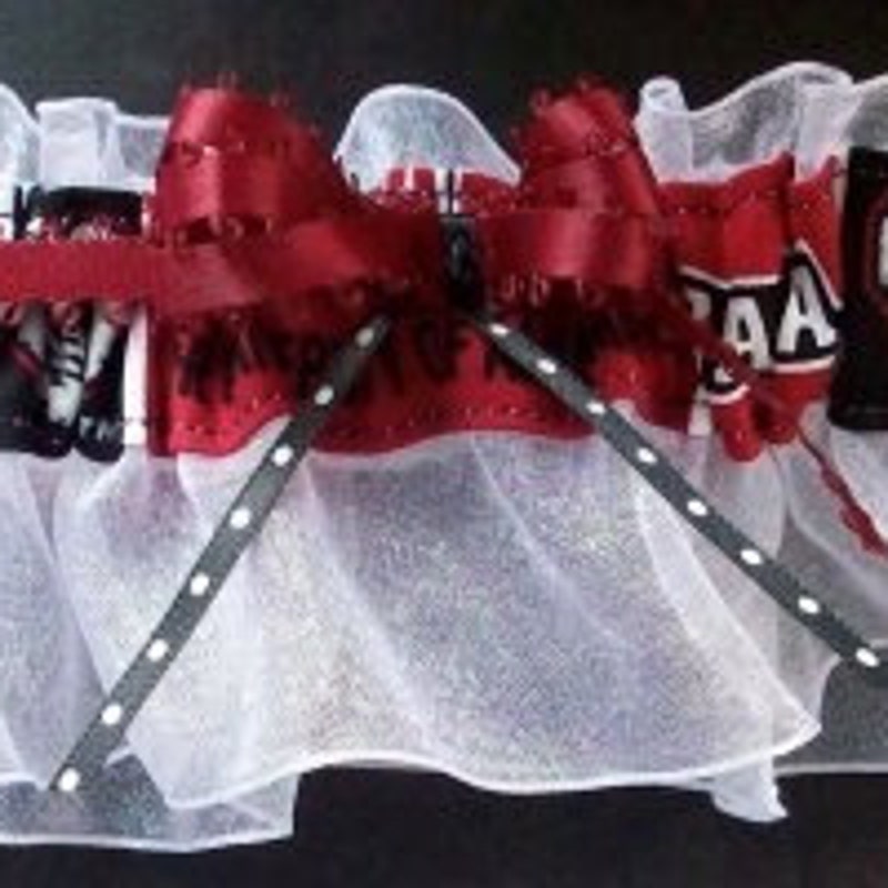 Crimson Wedding - Etsy