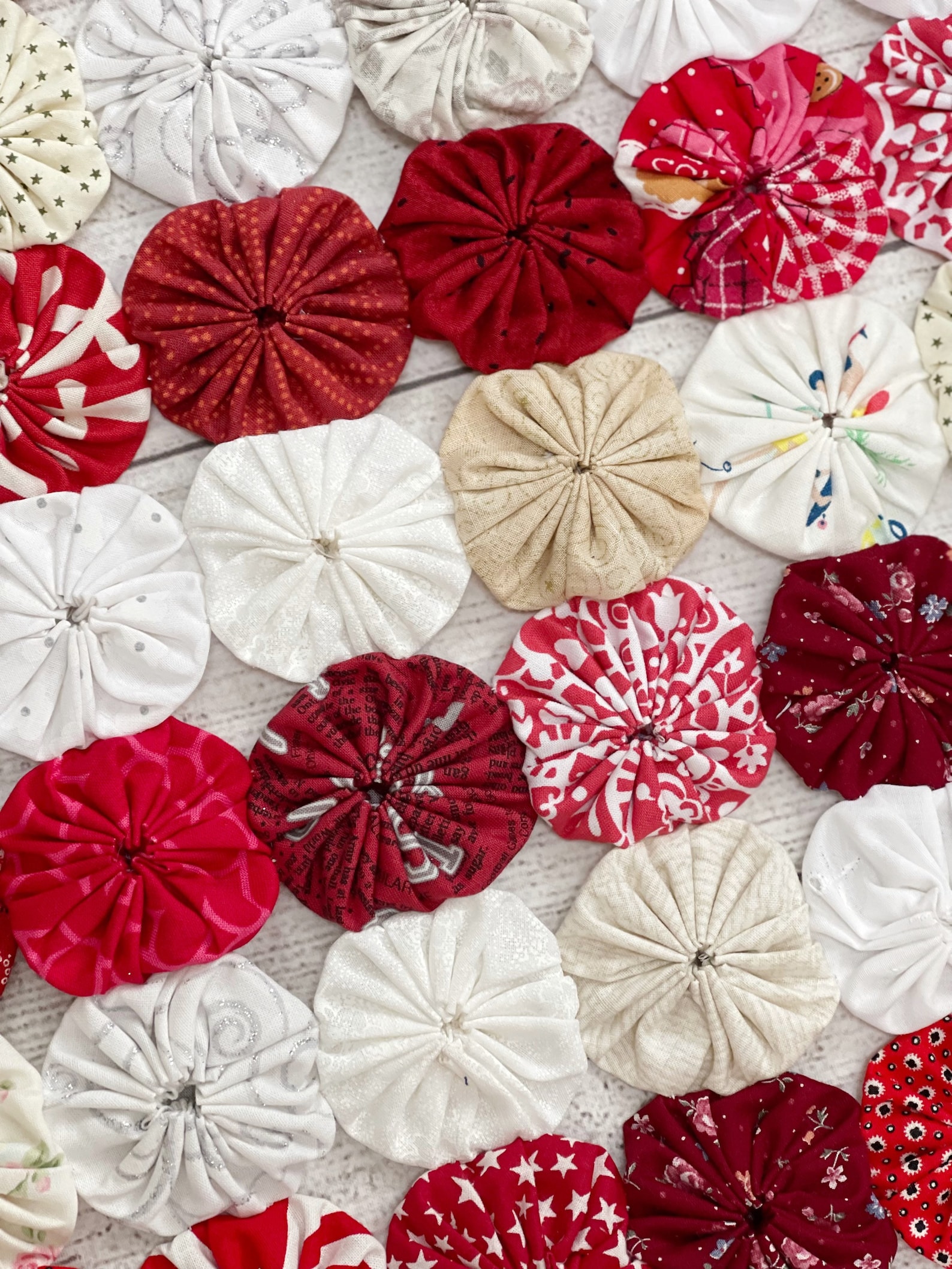 Flag Yo Yo Table Runner - Etsy