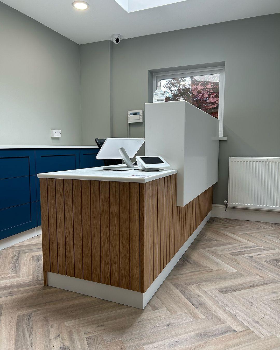Modern Reception Desk With Wood Slat Detailing - Etsy