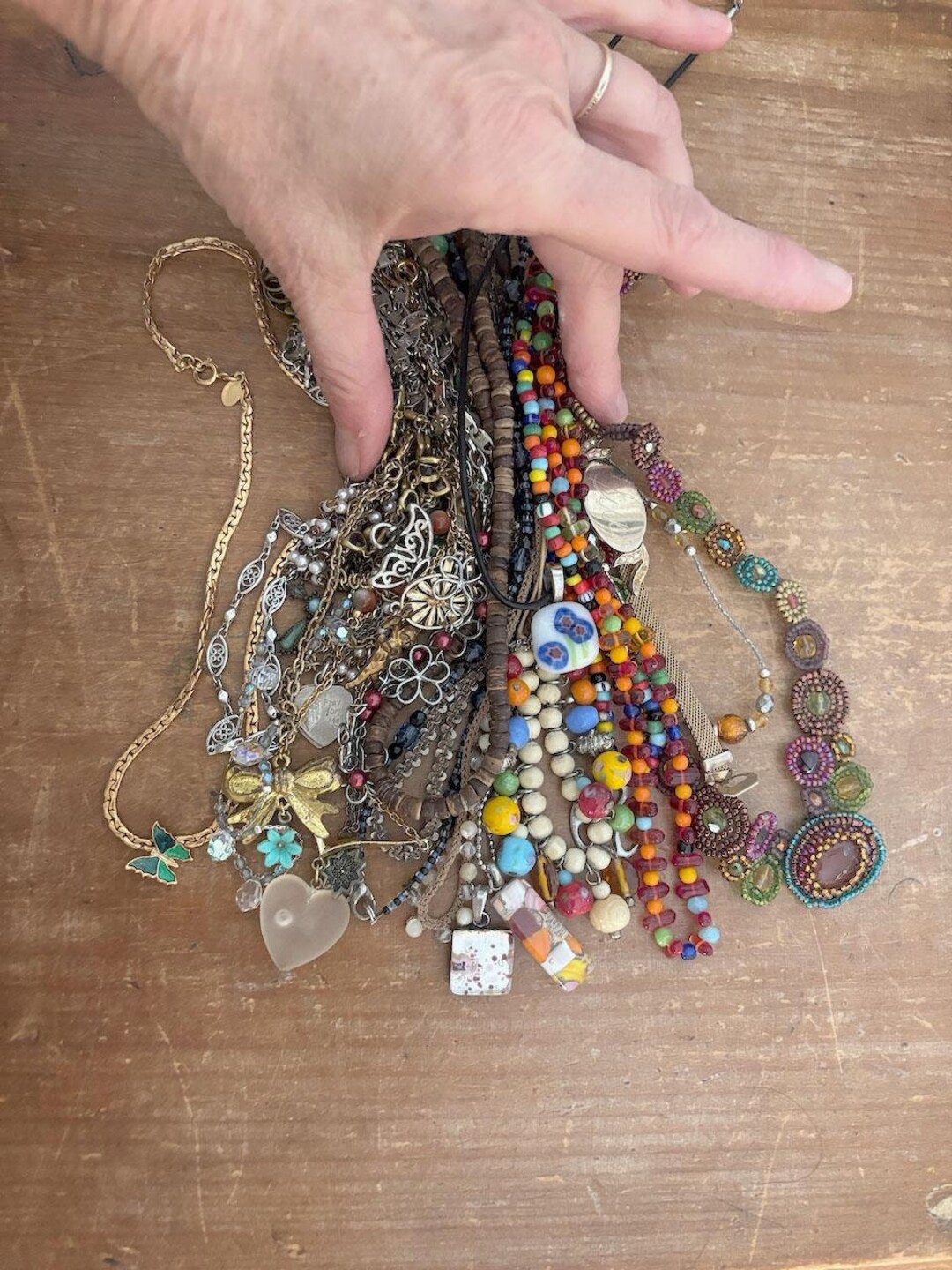 Huge Destash 28 Necklaces Lot Mixed Chokers Chains Beads Pendants ...