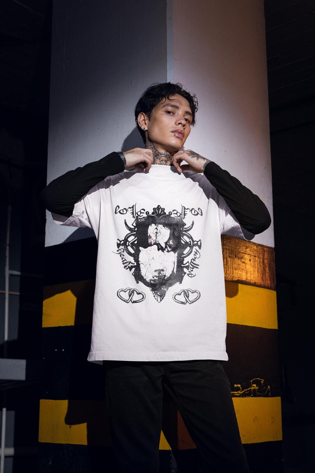 Gothic T-shirt, Gothcore Modern Alternative Style, Grunge Look, Cyber ...