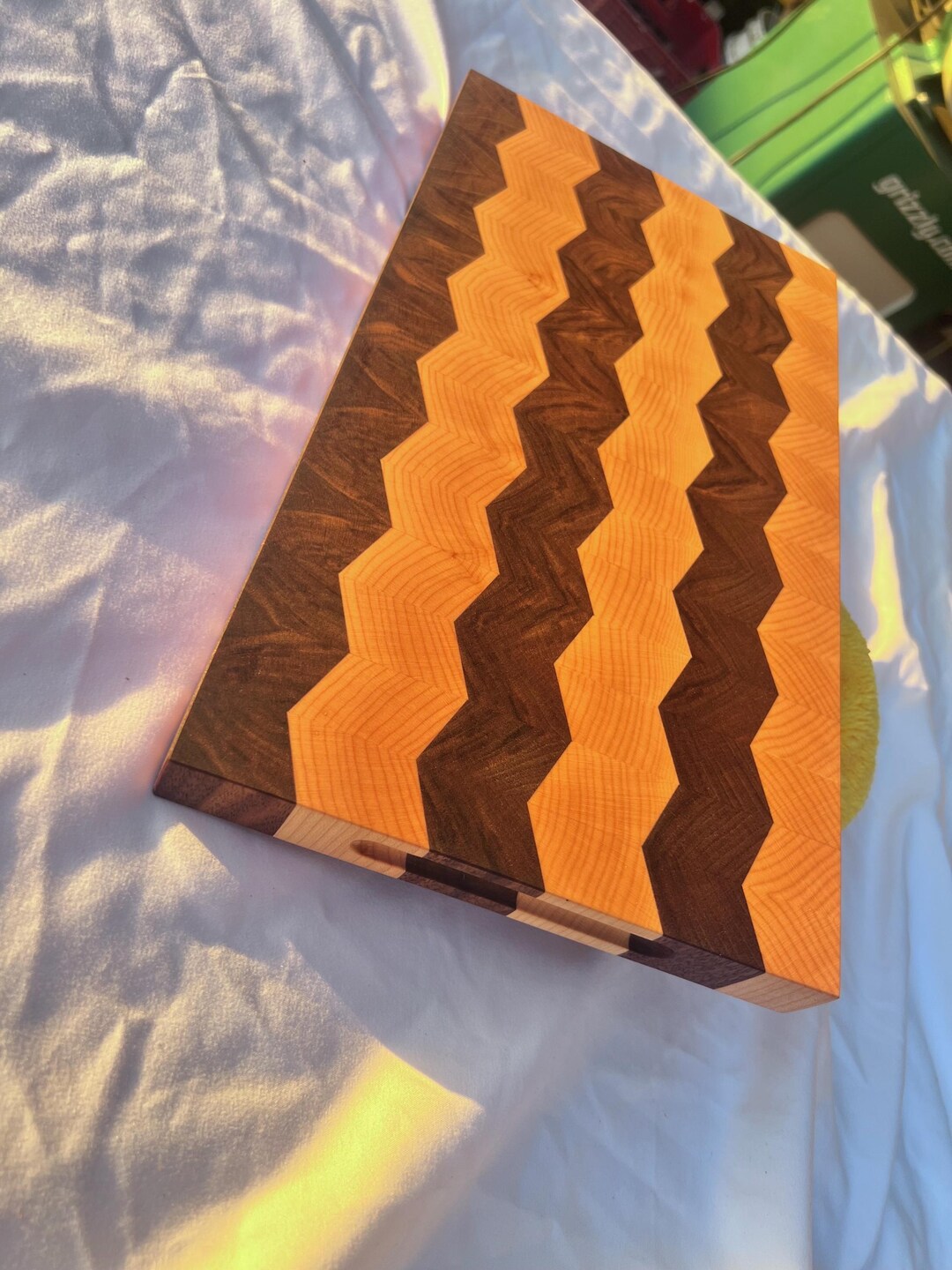 Walnut/maple Chevron End Grain Cutting Board 8x14x1 - Etsy