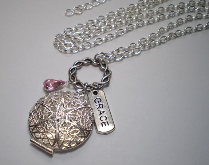 Essential Oil Diffuser Necklace - Etsy