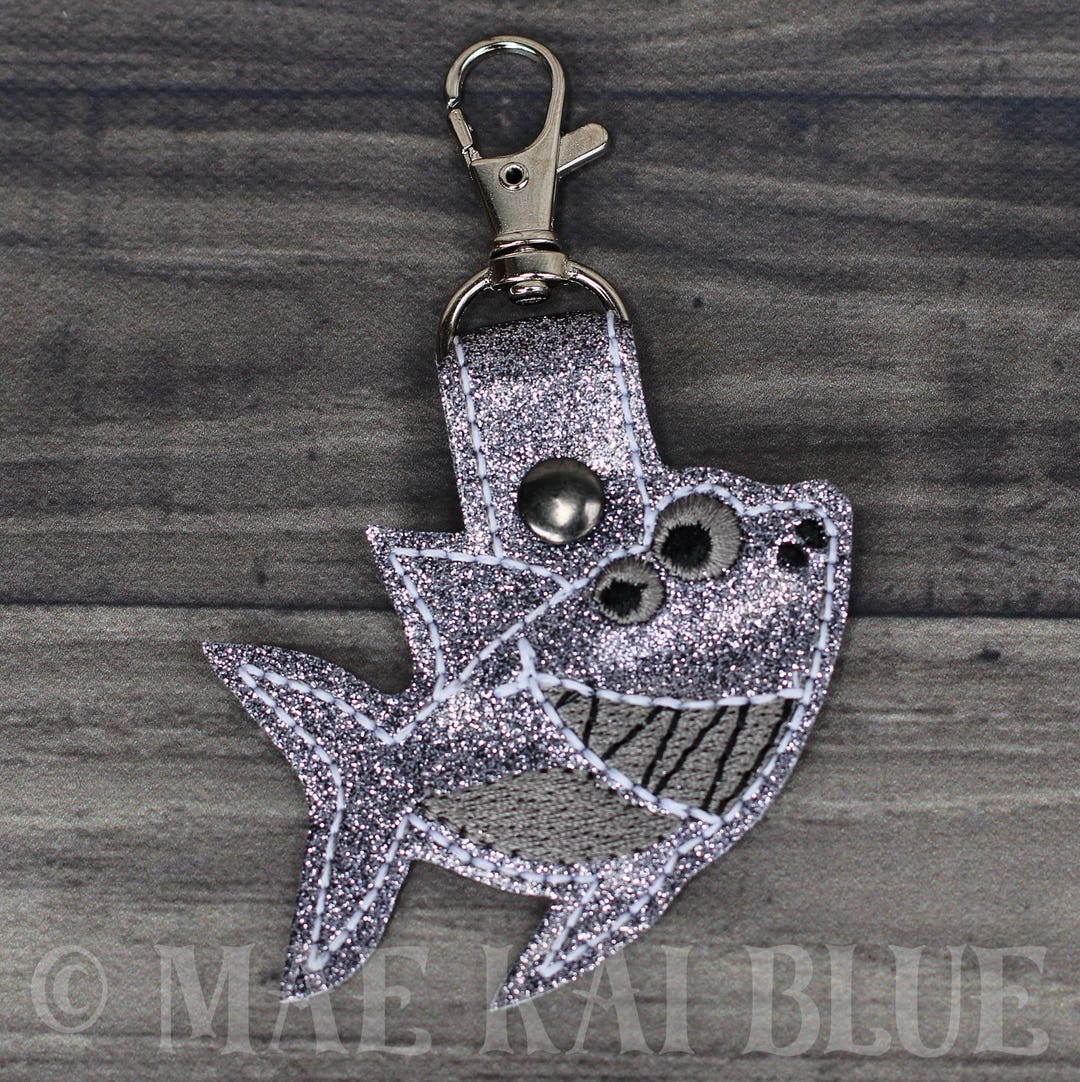 Shark - Keychain - Keyfob - Bagtag - Etsy