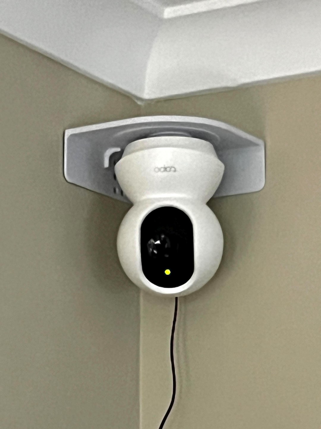 Tapo Camera Corner Mount | Suits C225, TC72, C210, C200 Etc. | Easy ...