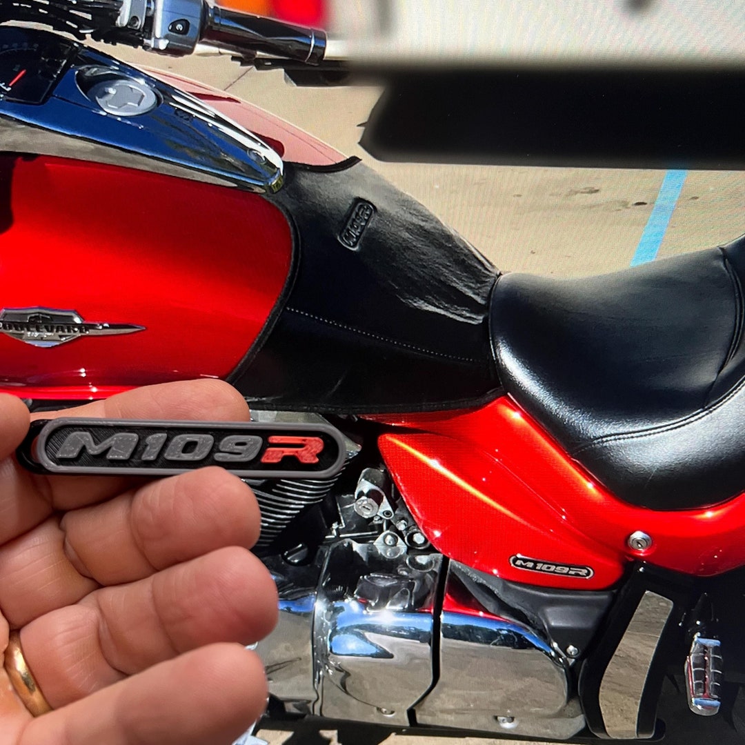 Custom 3d-printed Suzuki M109R Keytag - Precision-designed Motorcycle Accessory - Etsy