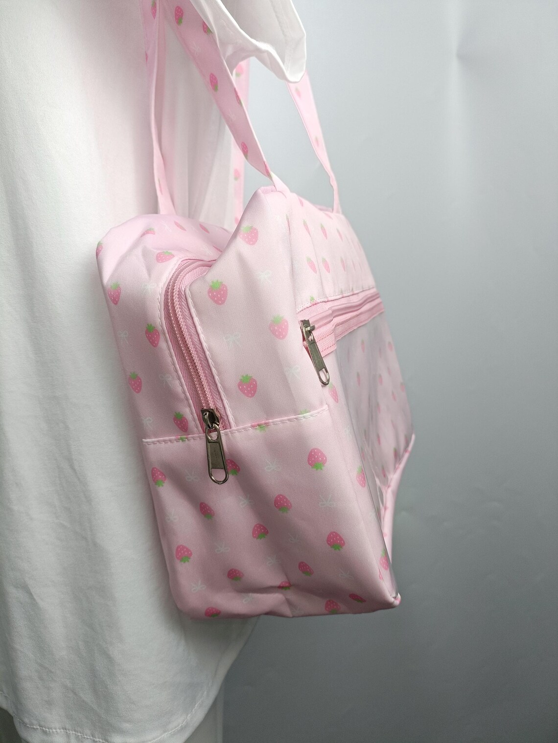 13.7 Inches Pink Strawberry Canvas Ita Bag: Shoulder Bag, Pin Display ...