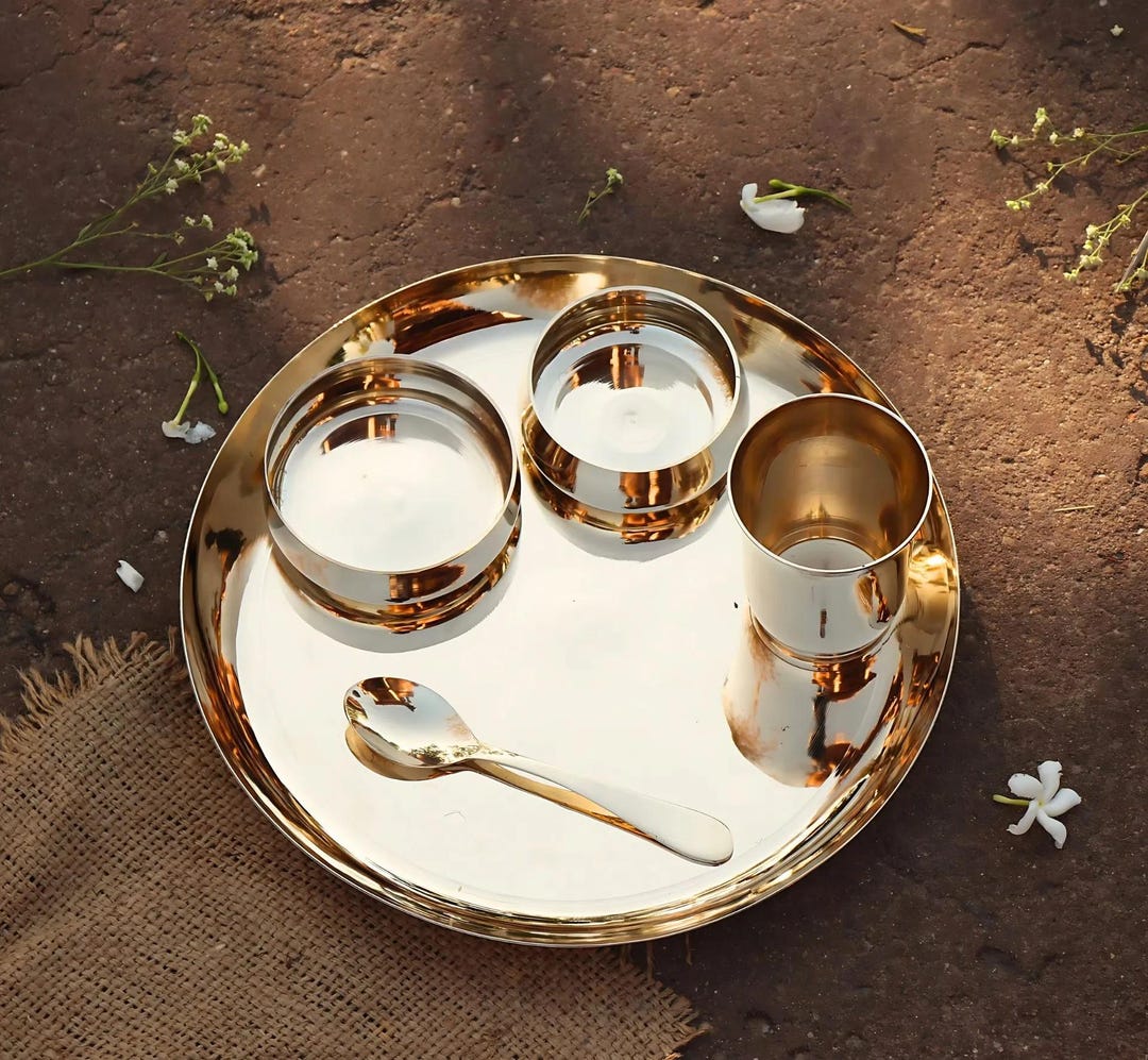 Bronze Glossy Finish Dinner Set of 5 With Apple Shape Luxury Bronze ...