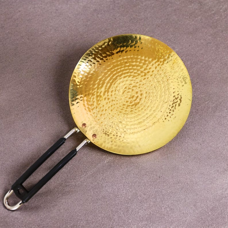 Brass Tawa - Authentic Indian Cooking Tawa for Rotis, Parathas, Brass ...