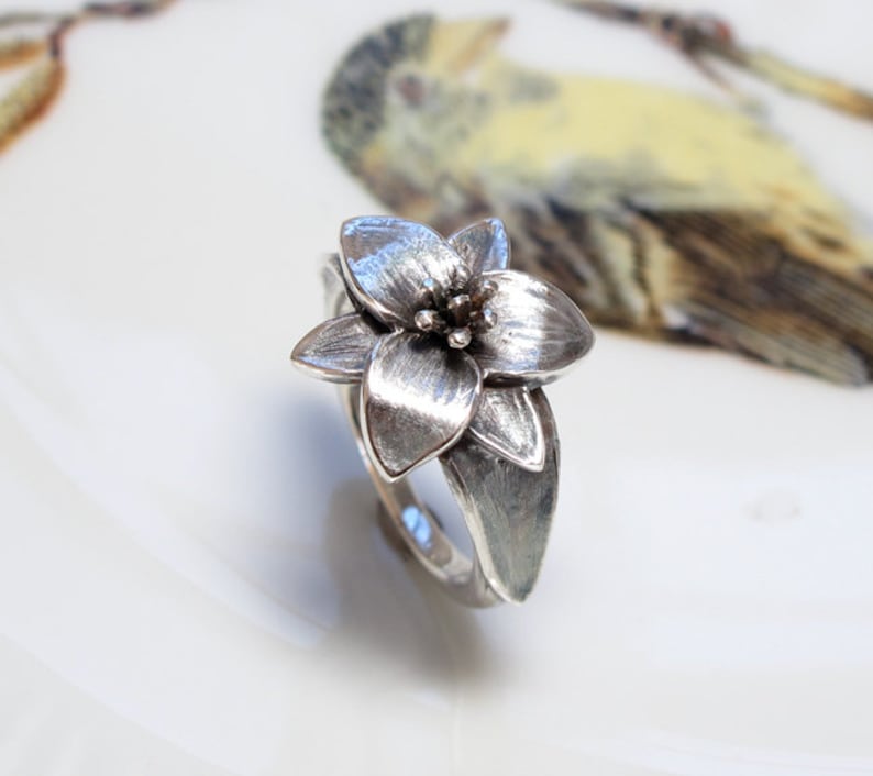 Trillium Wildflower Botanical Ring Sterling Silver - Etsy