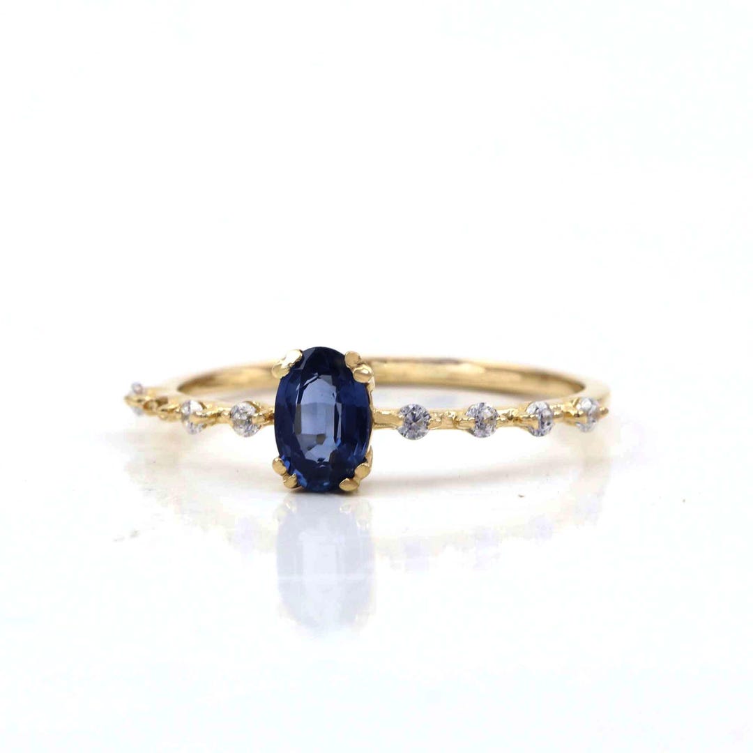 Oval Blue Sapphire Engagement Ring, Solitaire Deep Blue Sapphire Ring ...