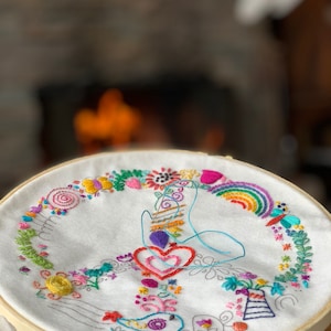 Embroidery Kit Complete Kit Includes Pattern, Preprinted Fabric, Thread ...