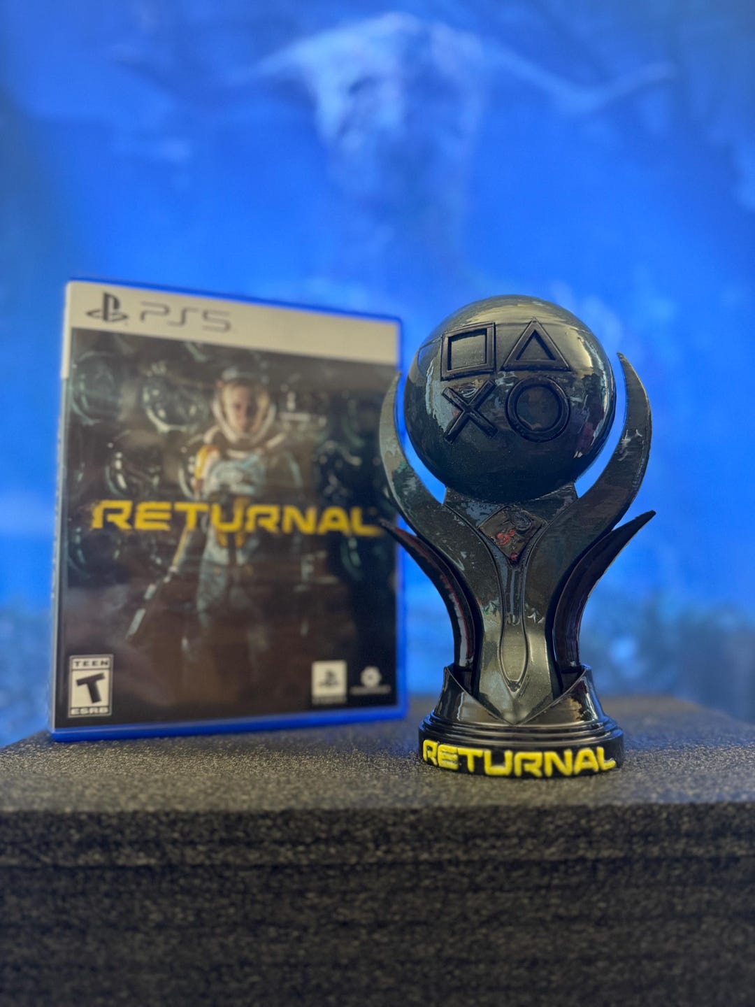 Returnal Platinum Trophy - Fan Made Award - Etsy
