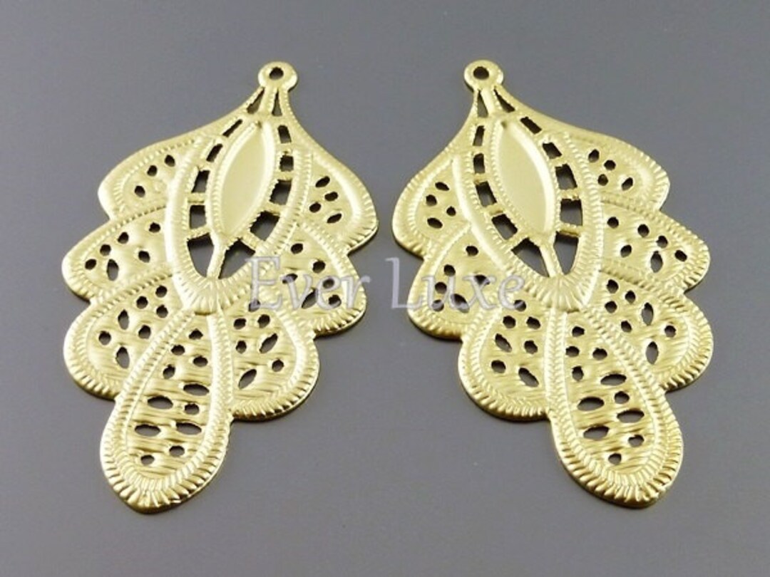 15% SALE 4 Victorian Style Feather Filigree Pendants, Matte Gold Metal ...