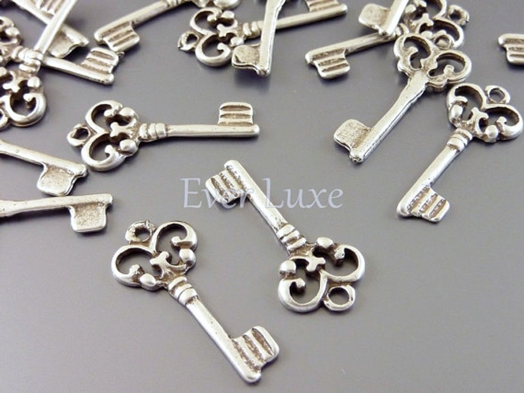 8 Small Heart Key Vintage Inspired Charms / Antique Silver Key Necklace ...