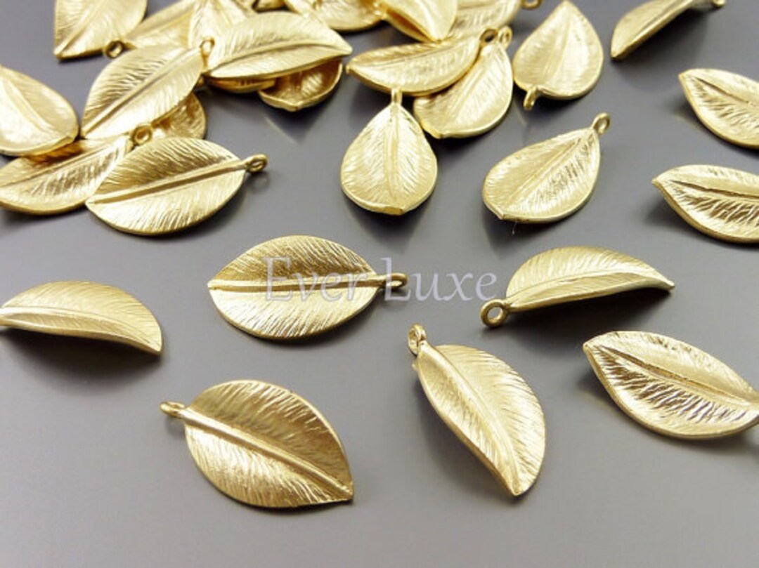 4 Medium Leaf Charms / Realistic Nature Leaf Charms for - Etsy