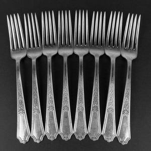 8 X Vintage Dinner Forks - 1924 Ancestral Pattern Made by 1847 Rogers ...