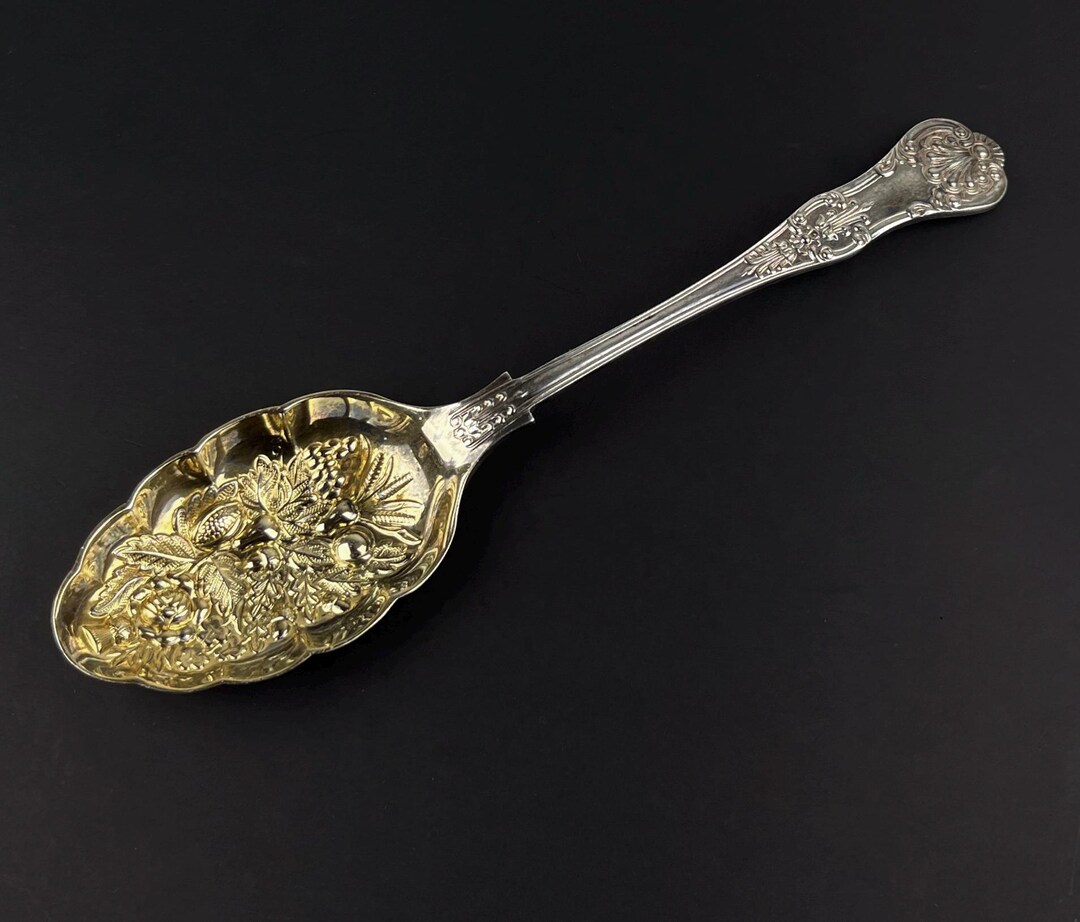 Repousse Berry Serving Spoon - Vintage Queens Pattern - Silverplate ...