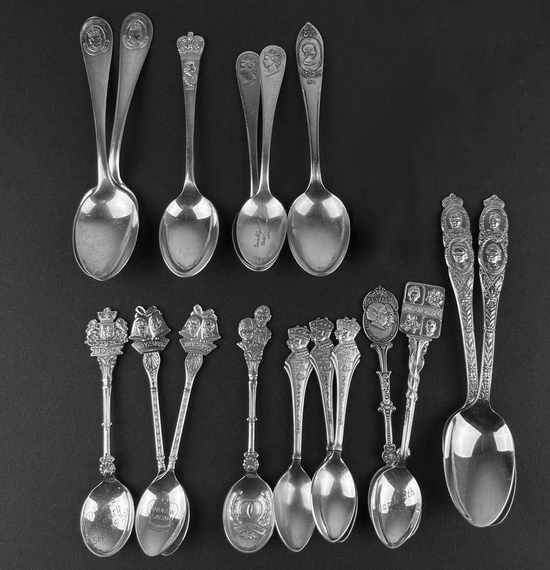 17 X Silverplate Royalty Spoons - Queen Elizabeth - King George - Royal ...