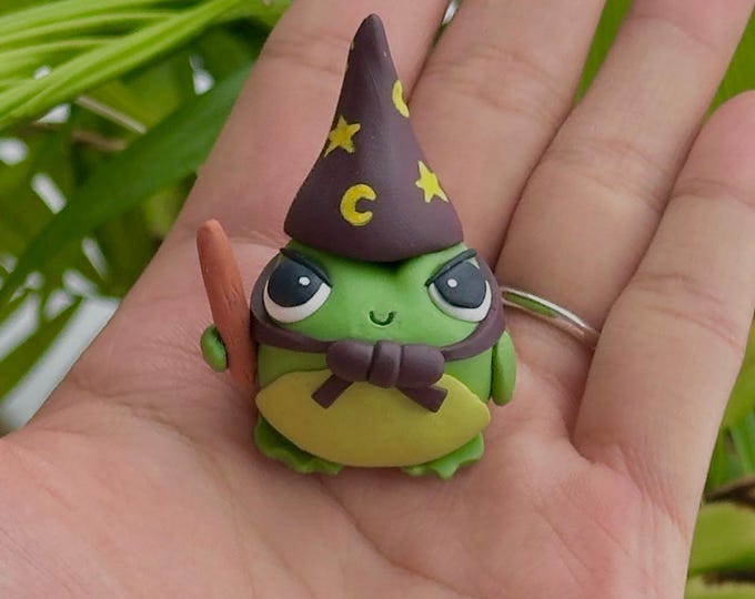 Wizard Frog Figurine | Toad Desk Friend | Clay Figurine | Magical Decor ...