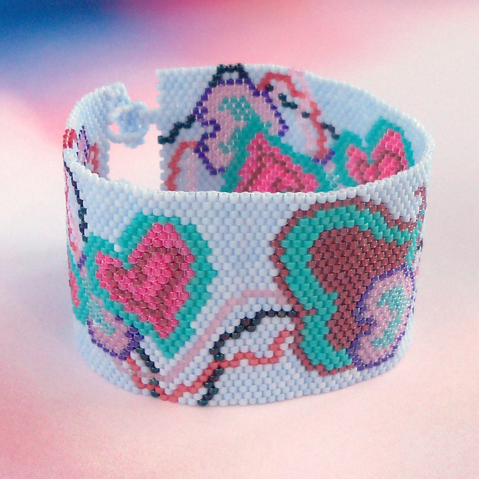 Hearts on a String Bracelet Pattern Peyote Pattern - Etsy