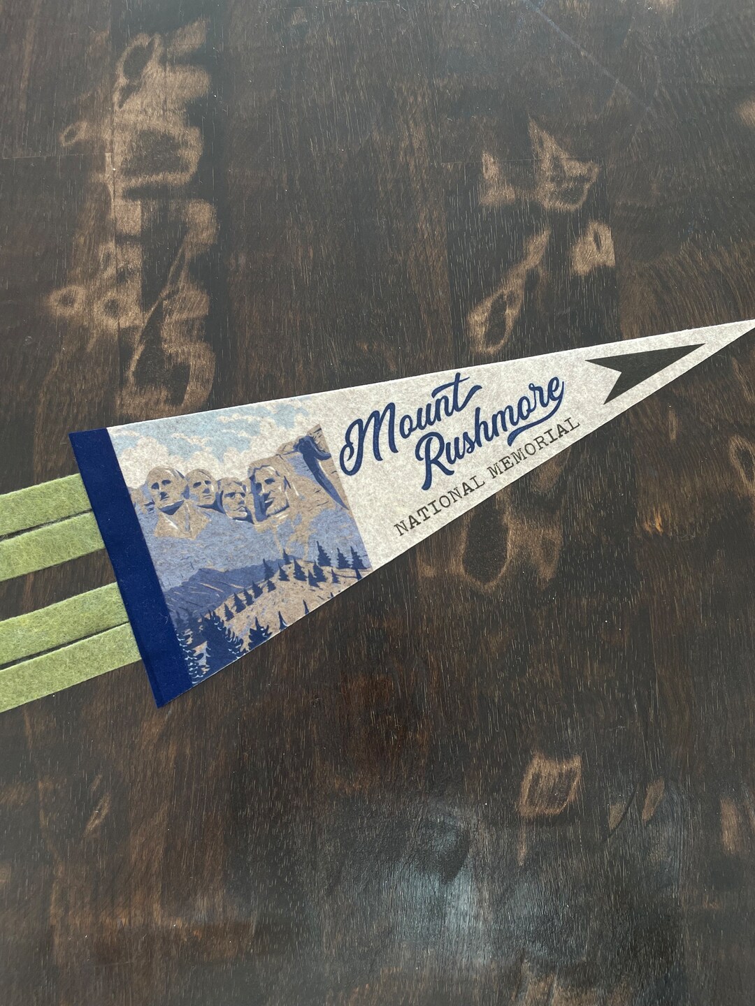 Mount Rushmore Pennant - Etsy