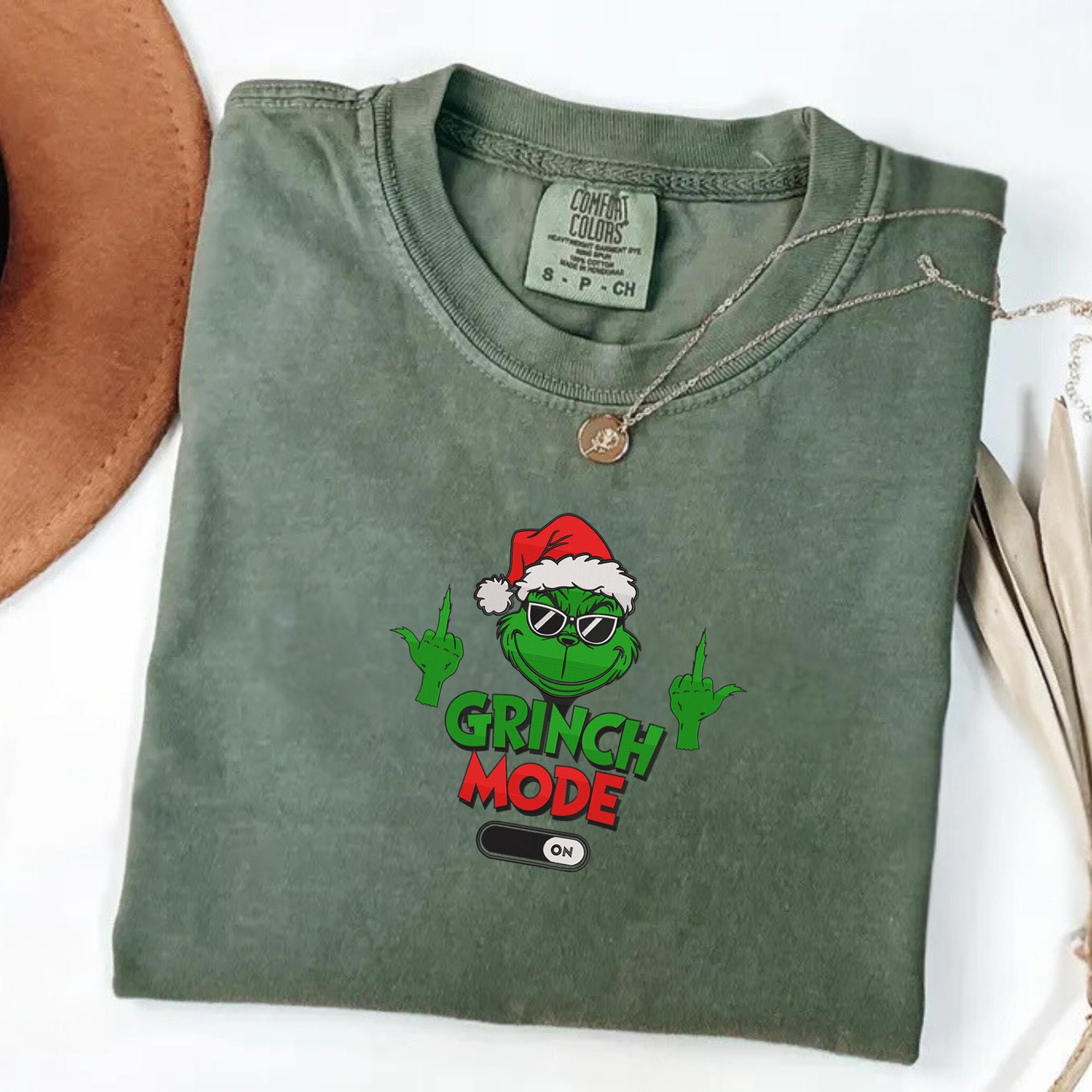 Grinch Middle Finger Embroidery, Grinch Giving Finger, Middle Finger ...