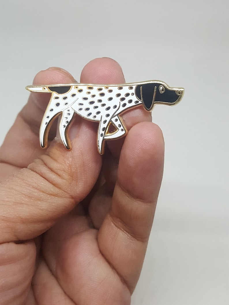 Pointer Dog Enamel Pin | Etsy