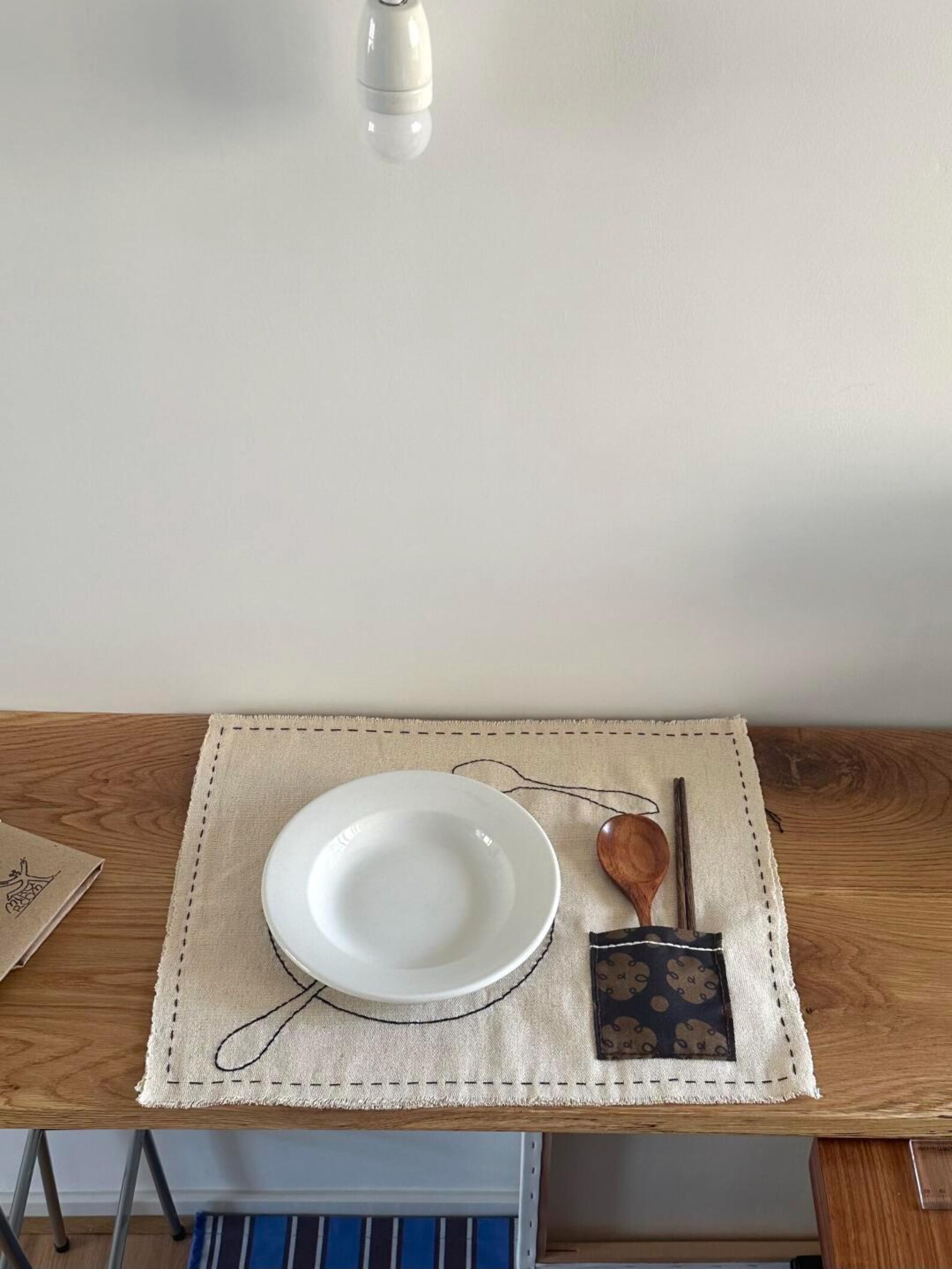 Linen Placemat With Pocket Hand-embroidered Linen Placemat for Dinner ...