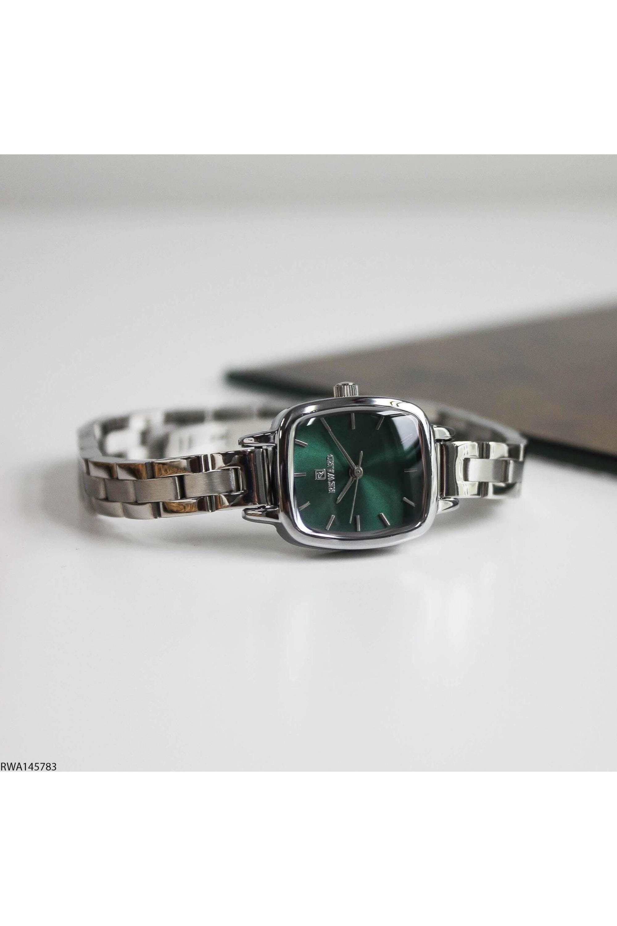 Luxury Green Dial Ladies Watch With Polished Steel Chain Band - Elegant ...
