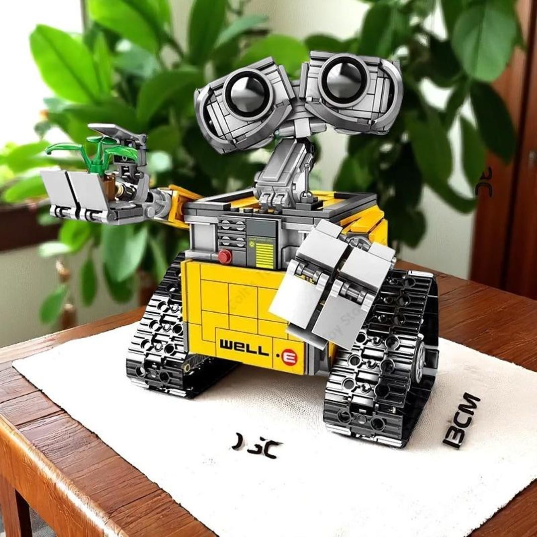 687PCS Disney Wall-e Robot Model – Classic Movie DIY Building Kit for ...