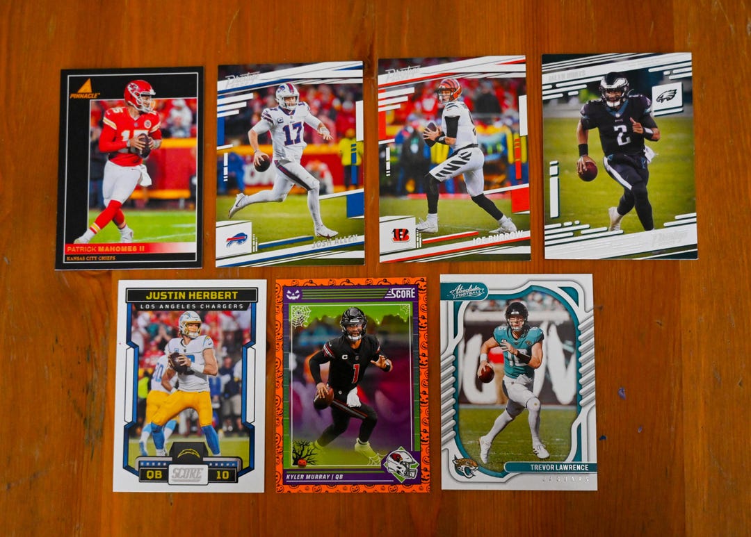 NFL Football Cards Pack of Current Quarterbacks 7 Cards 2021-2024 ...