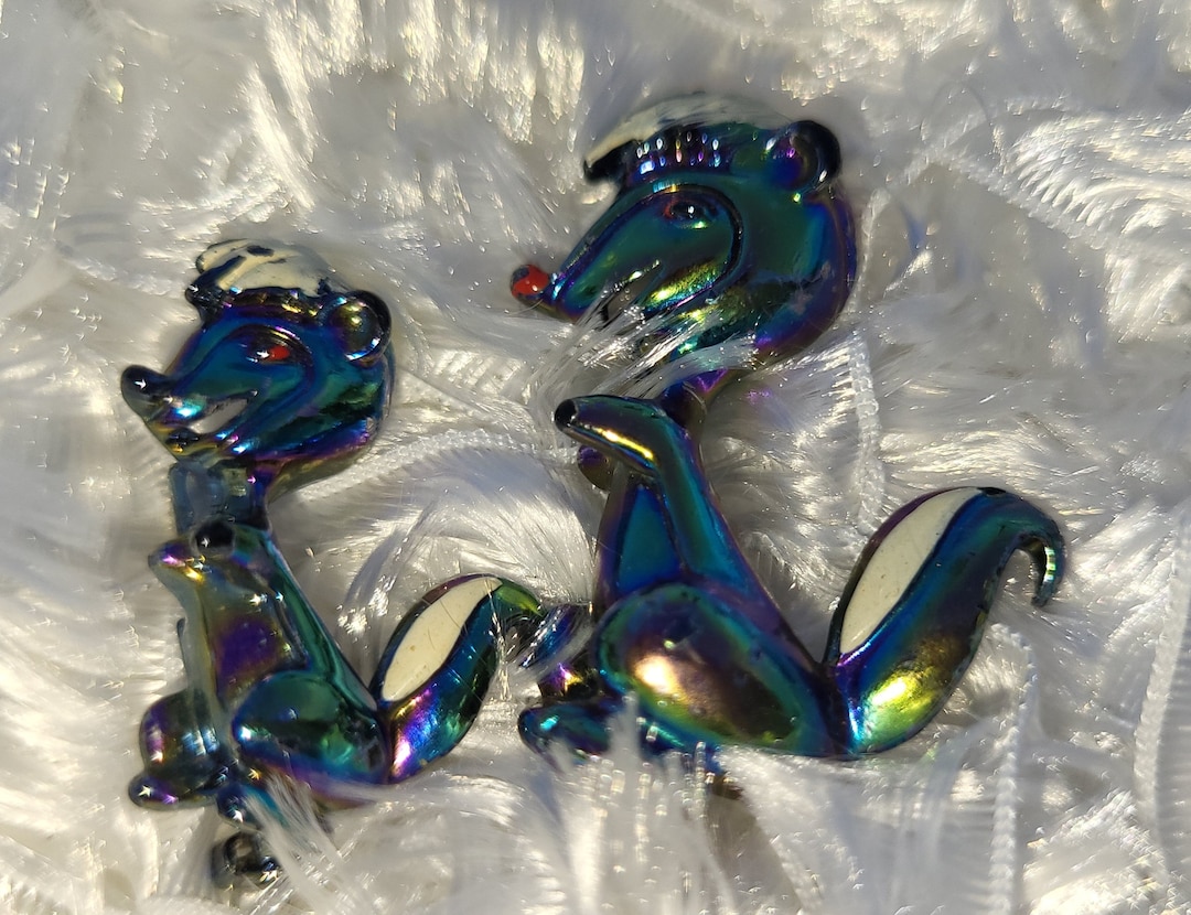 Two Vintage Iridescent Skunk Pins Brooches - One Large and One Small - Etsy