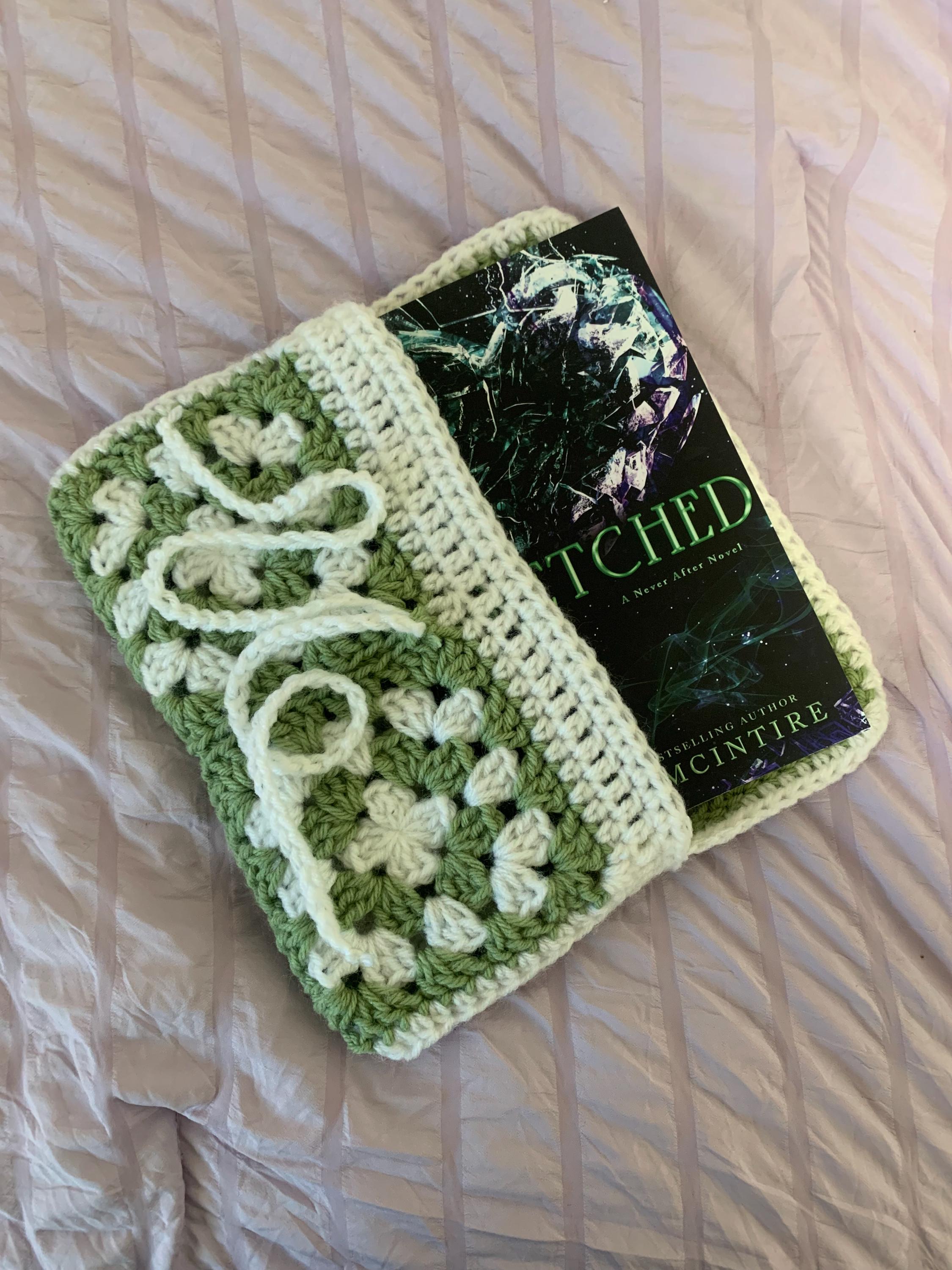 Handmade Crochet Granny Square Book Cover: Adjustable Book Sleeve - Etsy