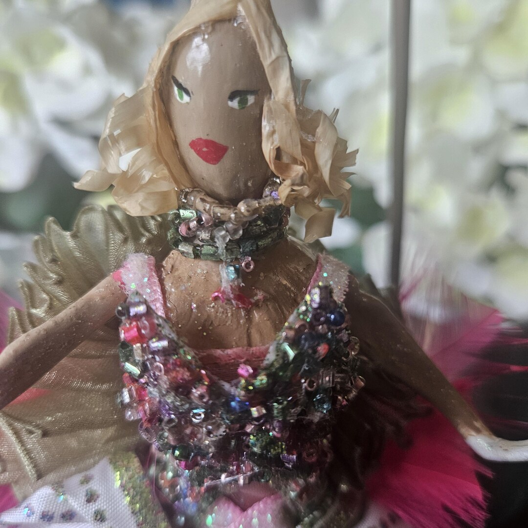 Handmade Pinecone Cabaret Dancer Figurine, Feather & Bead Costume - Etsy
