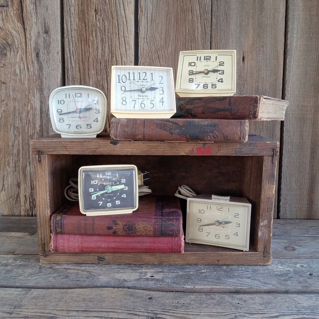 Vintage Electric Alarm Clocks Timex Luminous Westclox Dialite General ...
