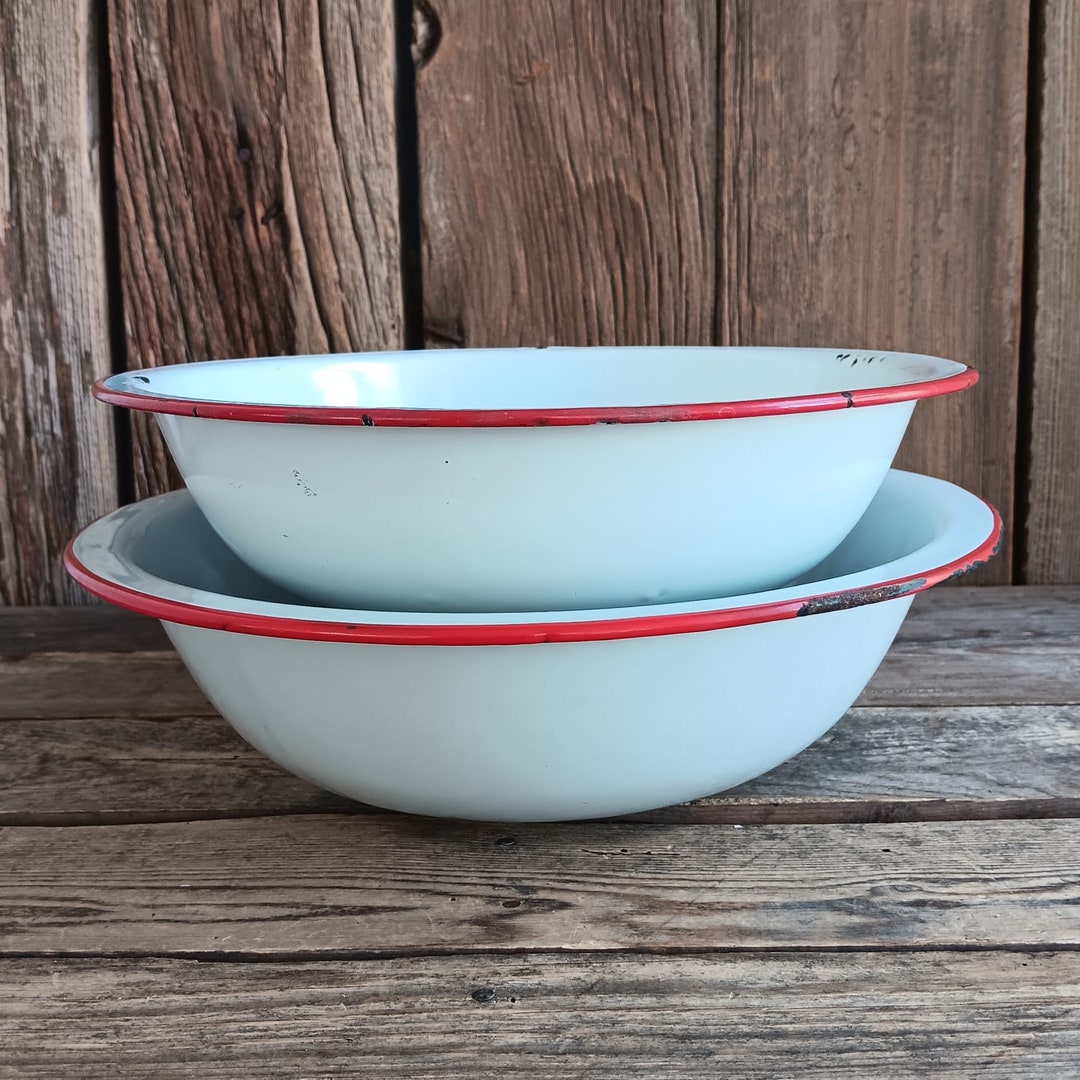 Two Vintage Enamelware Nesting Bowls White W/ Red Trim Distressed ...