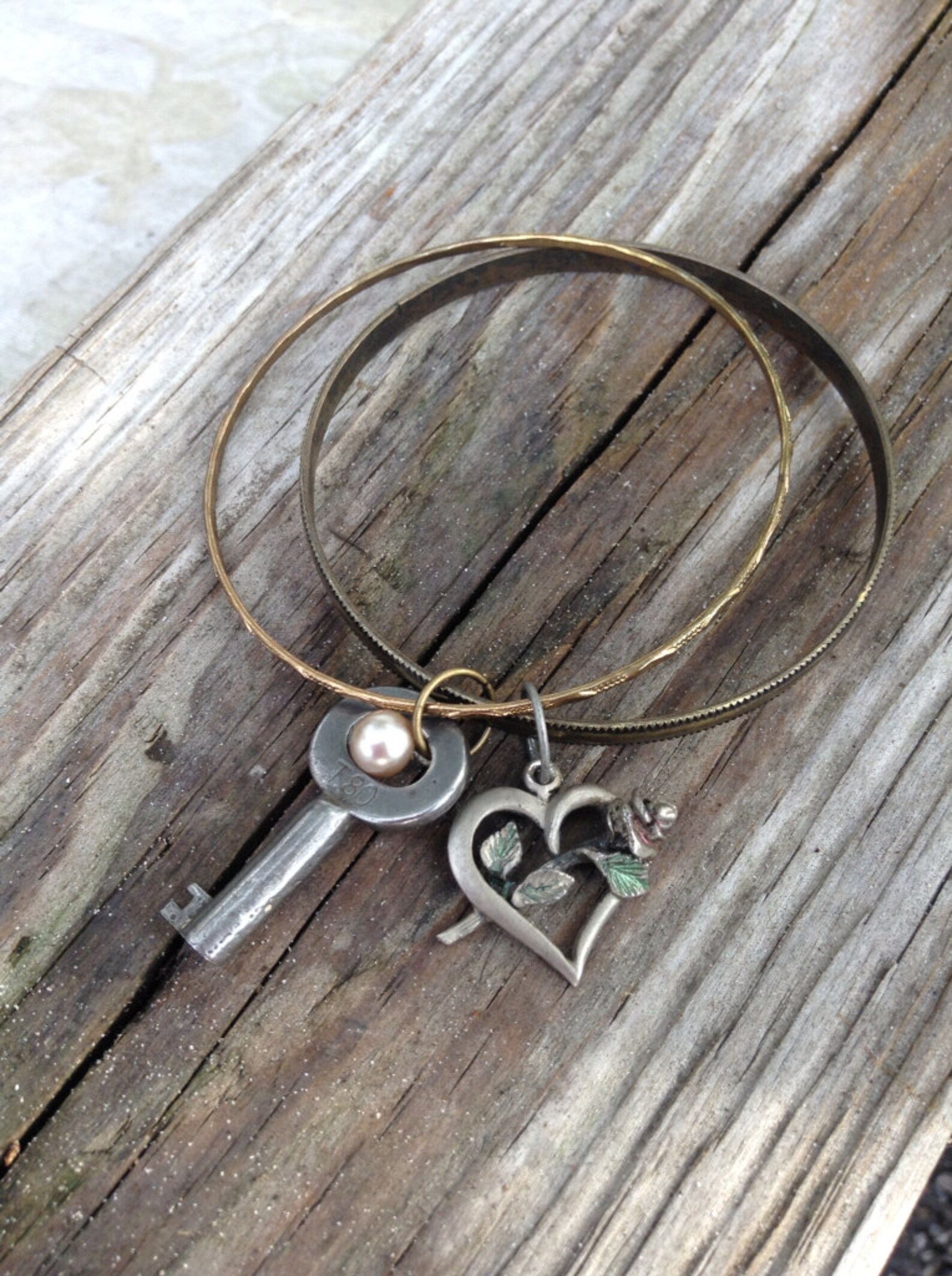 Upcycled Vintage Skeleton Key and Heart Assemblage Bangle Bracelet,ooak ...
