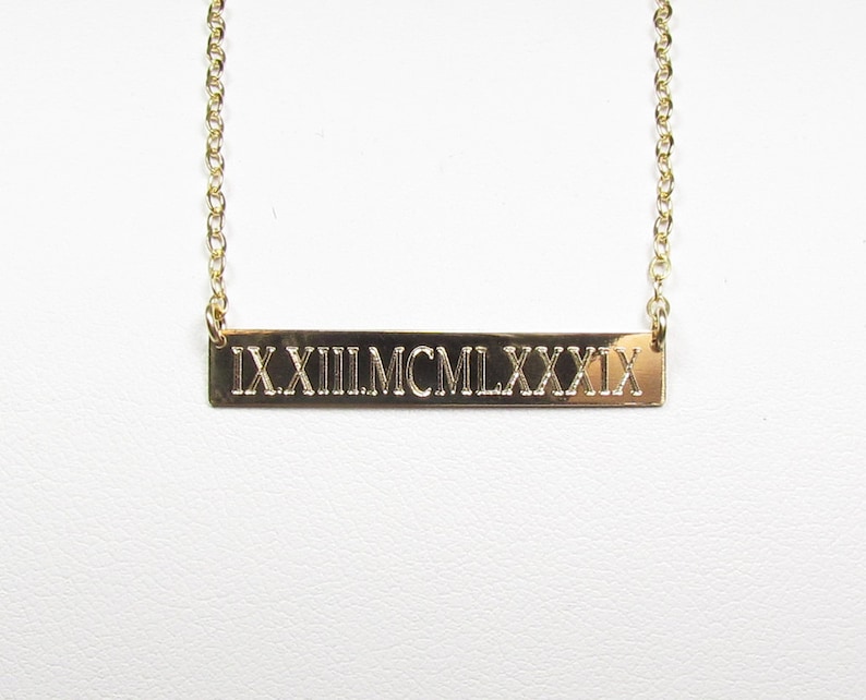 ANNIVERSARY DATE Roman Numeral Engraved Nameplate Necklace - Etsy