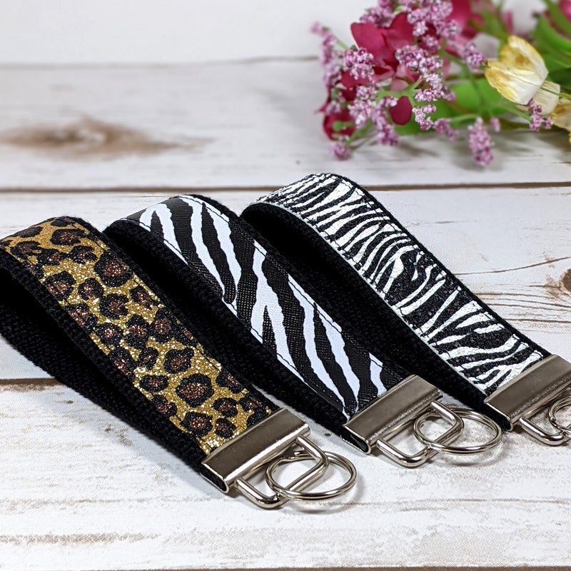 Wristlet Keychain Zebra - Etsy