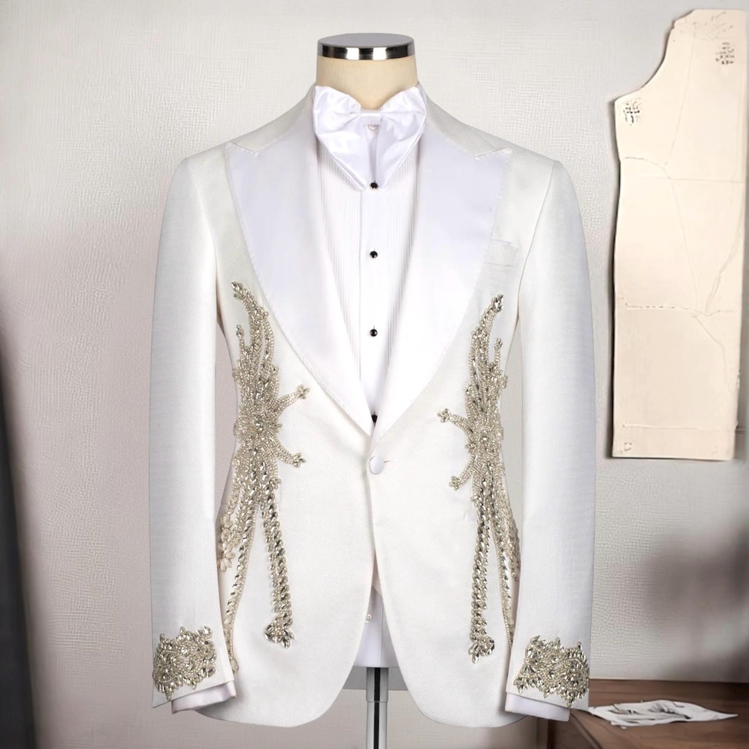 Jewelry Ornament Peak Lapel Satin Collar Men’s Tuxedo, Wedding Groom ...