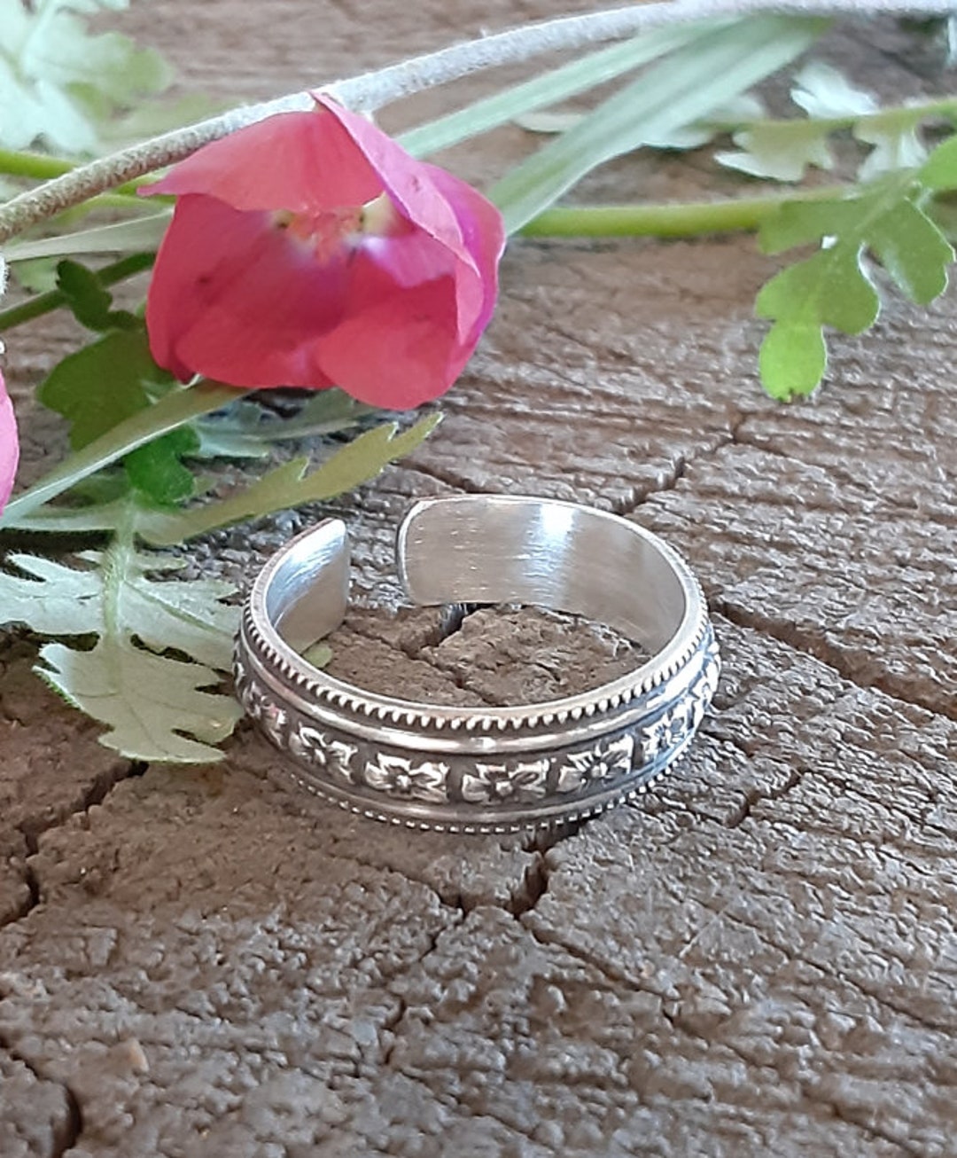 Sterling Silver Thumb Ring or Finger Ring - Adjustable - Flower Pattern ...