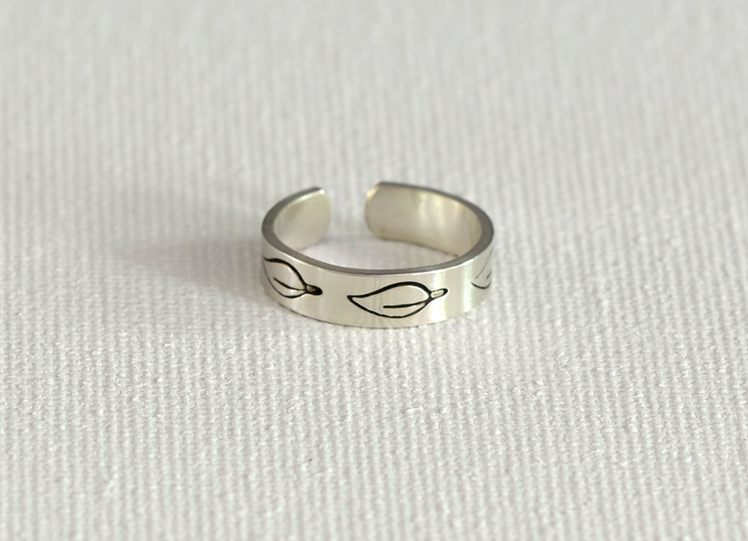 Silver Leaf Toe Ring - Small Toe Ring - Adjustable Sterling Toe Ring ...