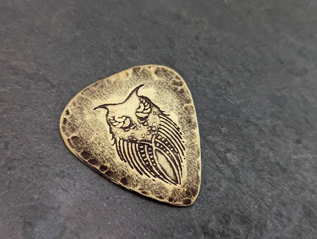 Brass Guitar Pick With Owl - Playable Brass Plectrum - Nicispicks ...