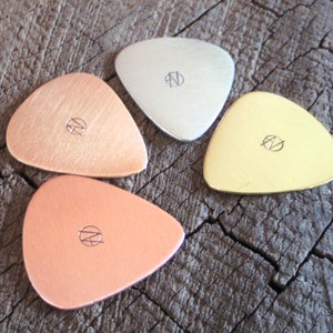 Mixed Bag of Different Metal Picks - PLAYABLE - Standard Pick Size ...