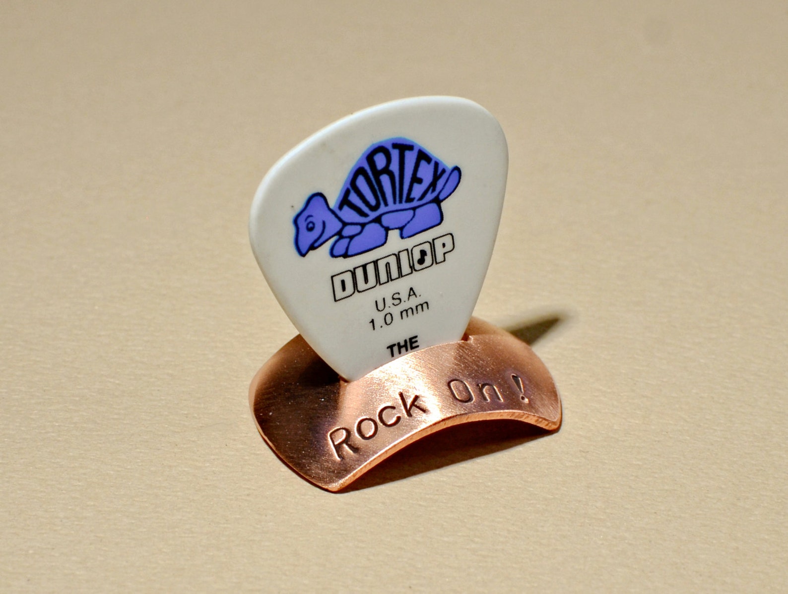 Copper Guitar Pick Stand Rock on Edition - GPS500 - Etsy